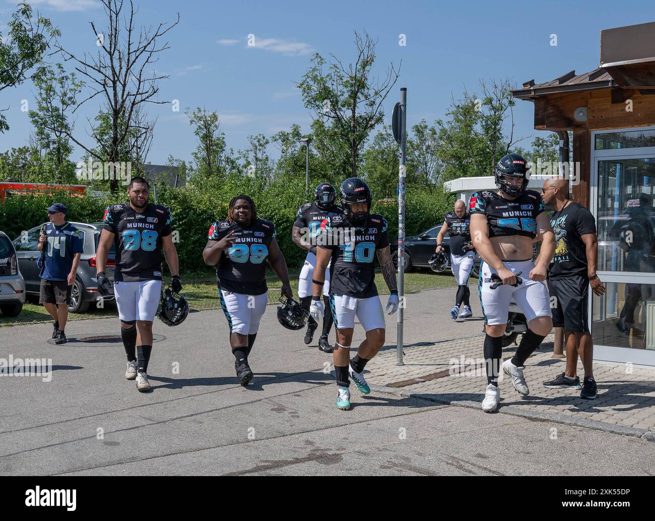 U.a. Etuale Lui (Munich Ravens, #98), Hiswill Awuah (Munich Ravens, #99 ...