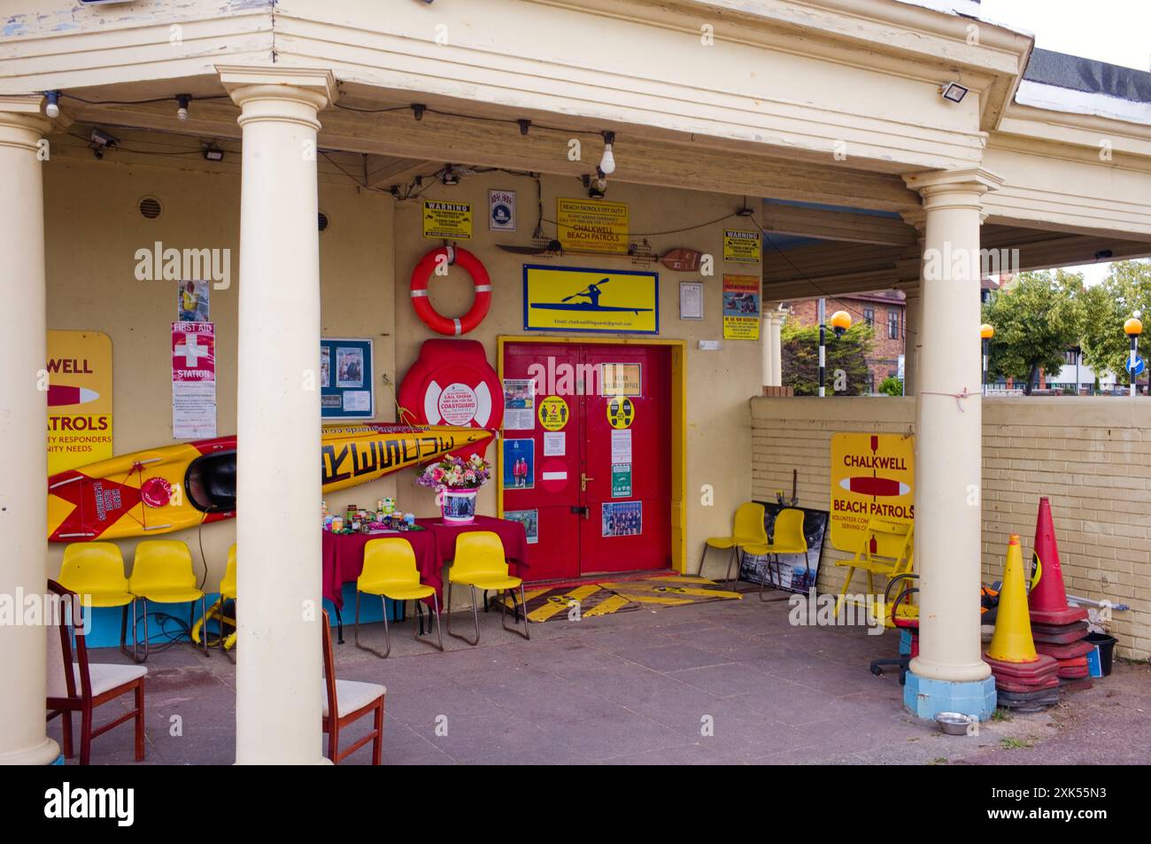 Chalkwell Beach Patrol station near Southend on Sea Stock Photo - Alamy