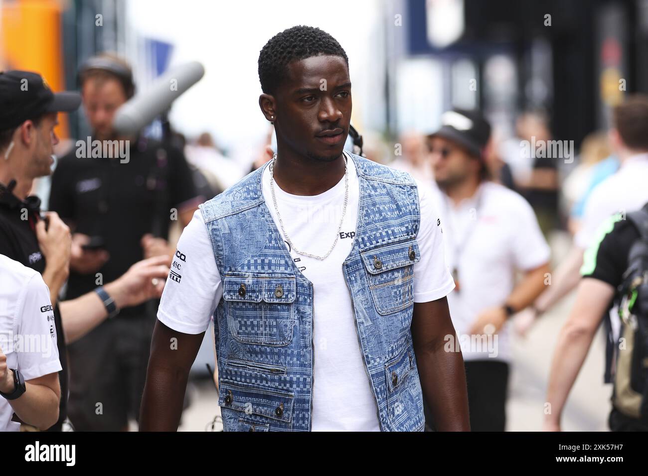 IDRIS Damson Alade-Bo (GBR), actor playing Joshua Pearce, driver of the ...