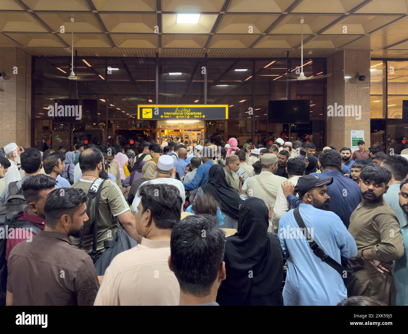 Hajj pilgrims air transportation hi-res stock photography and images - Alamy