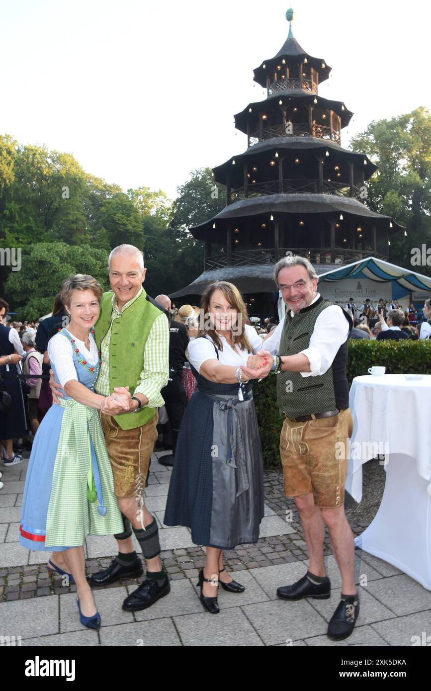 Irmgard Dr Michael Moeller Hofbraeuvorstand Ulrike Grimm Stadtraetin ...