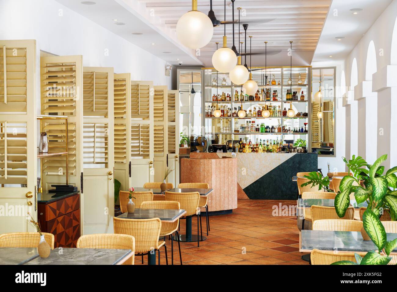 Scenic cafe at historic building complex the CHIJMES Hall Stock Photo ...