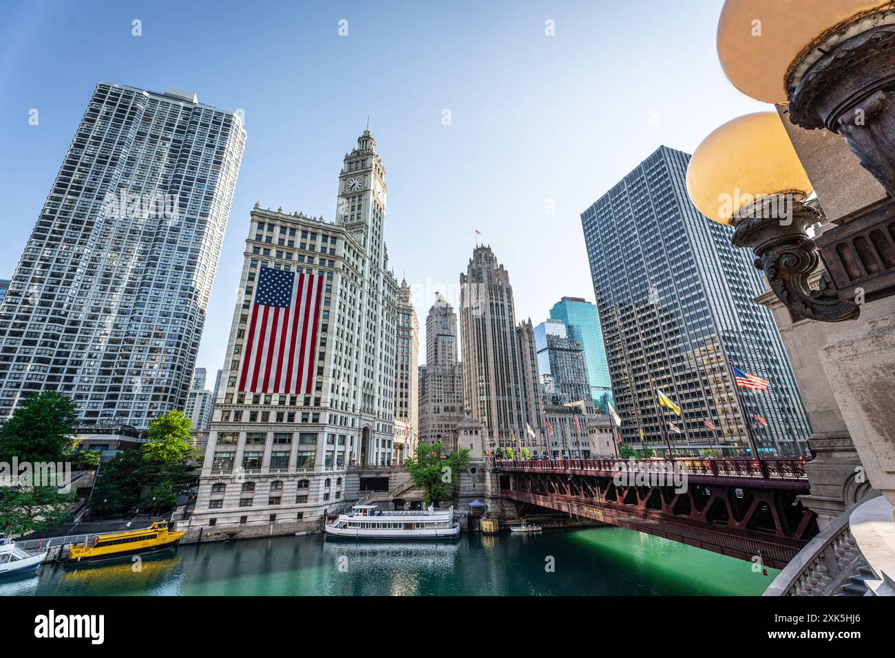 Illinois and american flag hi-res stock photography and images - Alamy