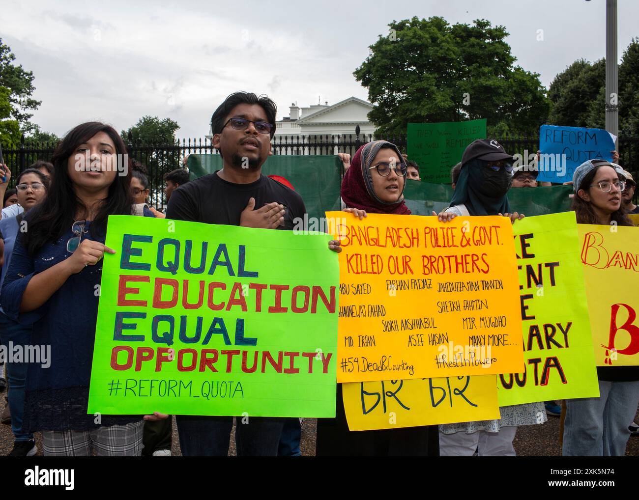 Quota reform movement bangladesh hi-res stock photography and images ...