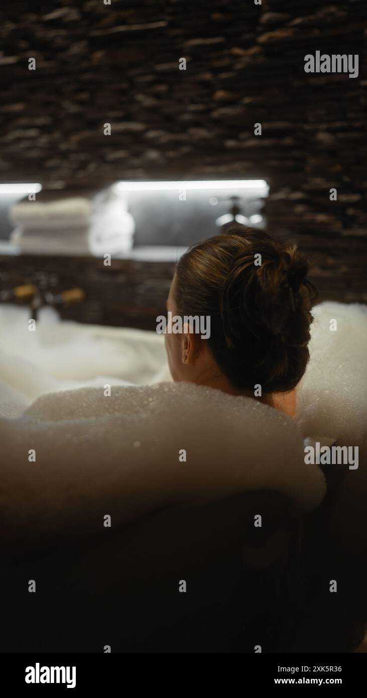 Dimly lit bathroom hi-res stock photography and images - Alamy