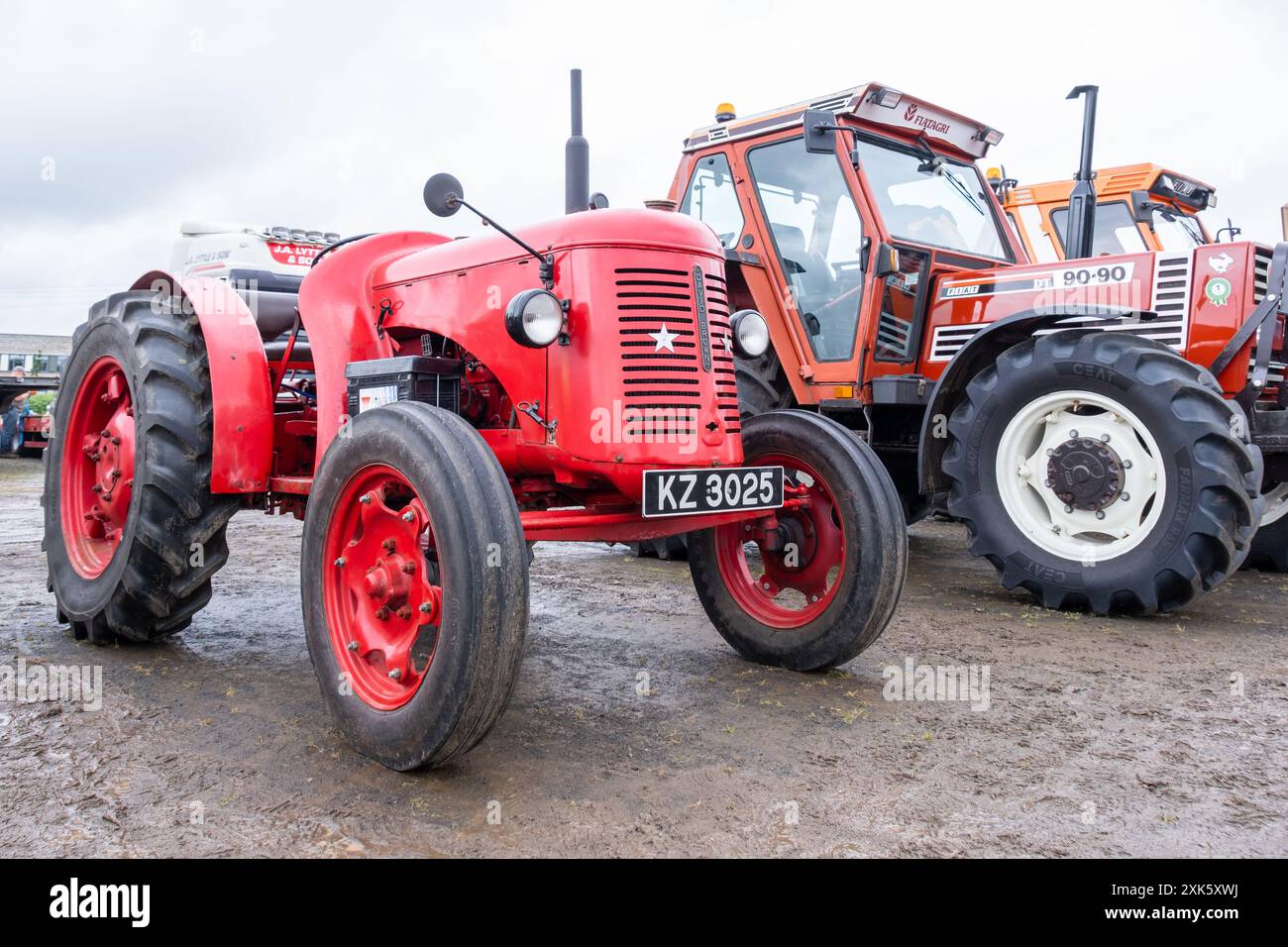 Classic tractor show hi-res stock photography and images - Alamy