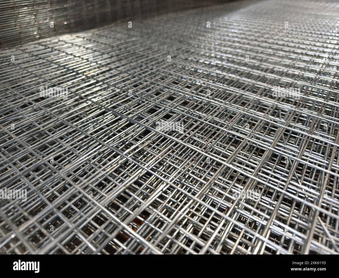Woven steel wire hi-res stock photography and images - Alamy