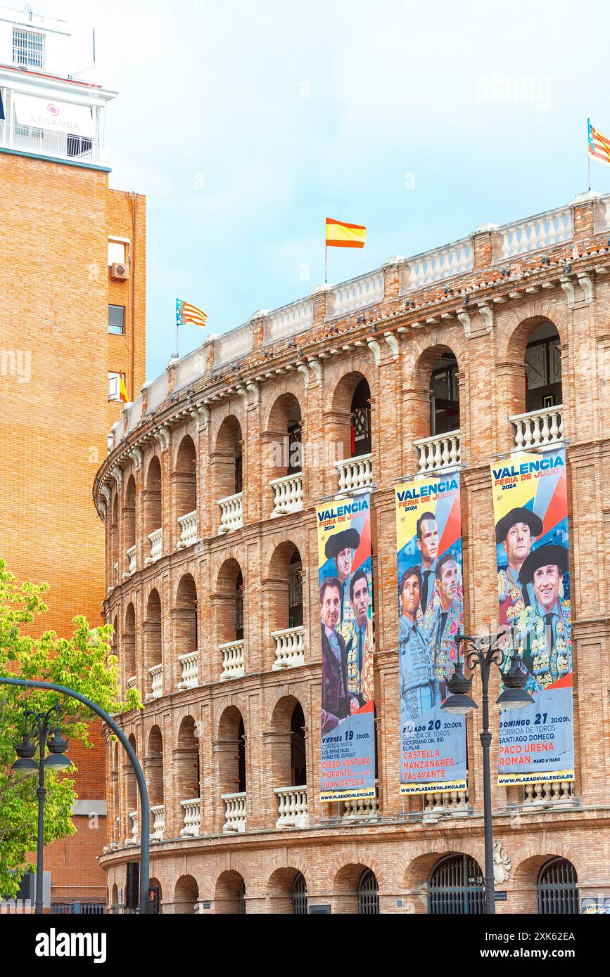 Valencia coliseum hi-res stock photography and images - Alamy