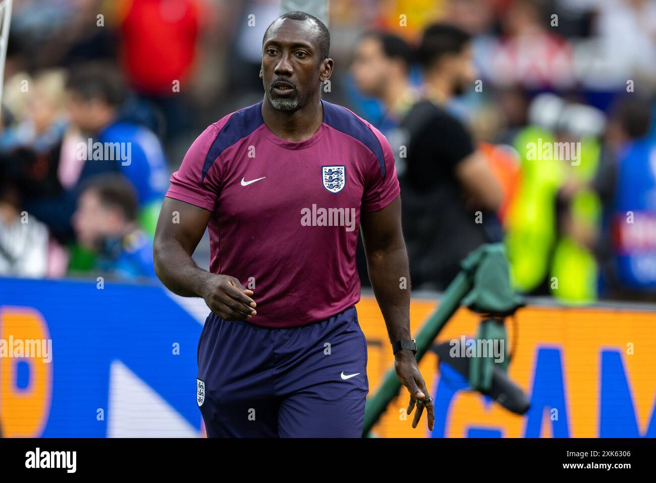 Jimmy Floyd Hasselbaink technical trainer of England seen in action ...