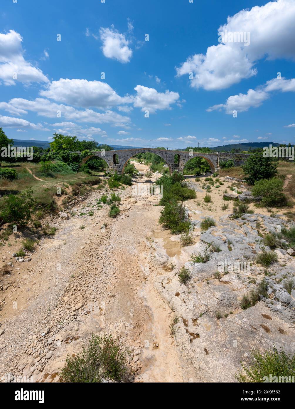 Dried up riverbed of the Calavon river, Pont Julien, near Bonnieux ...