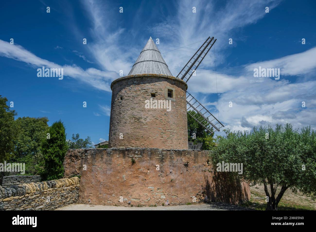 Goult provence france hi-res stock photography and images - Alamy