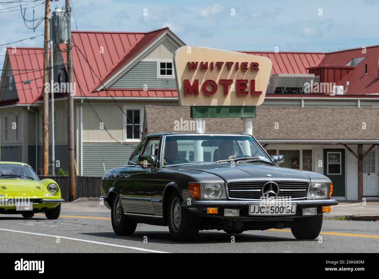 Mercedes Benz 500 SL from the Misselwood Concours d'Elegance event ...
