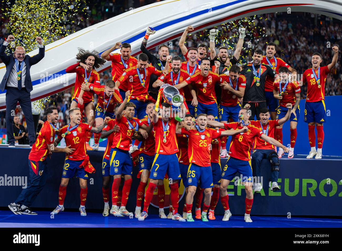 Team of Spain celebrate with Henri Delaunay Trophy during the UEFA EURO ...