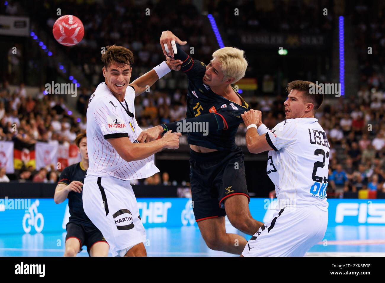 Adam yuki BAIG (JPN Japan, #15) erzielt ein Tor, Aktion, Torwurf, li ...