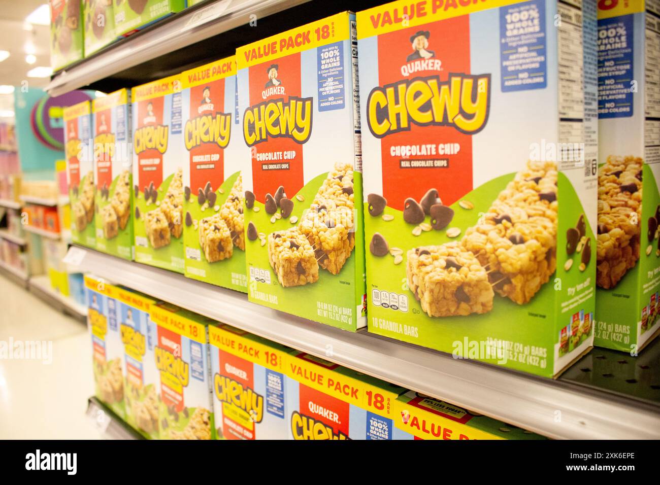 Quaker oats granola hi-res stock photography and images - Alamy