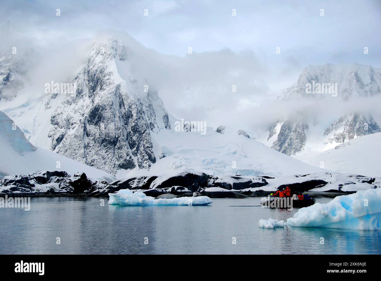 In clear weather hi-res stock photography and images - Alamy