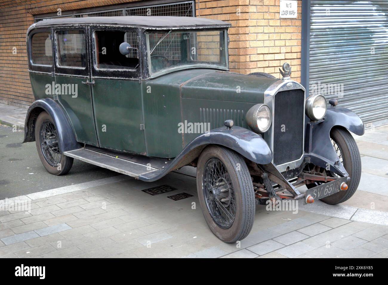 Green automotive technology hi-res stock photography and images - Alamy