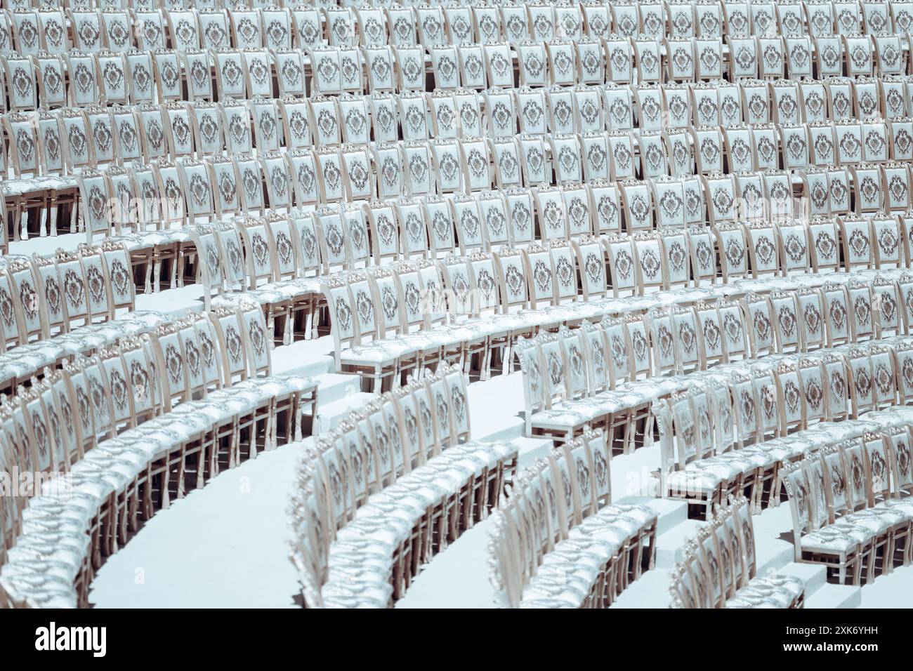 Semicircular seating arrangement hi-res stock photography and images ...