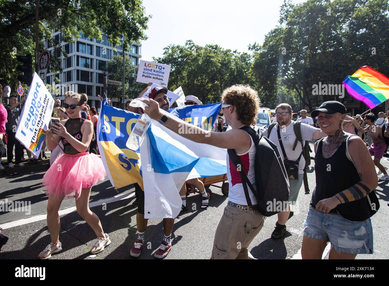 CSD 2024 3. Tag, Cologne Pride, Köln 20.07.2024 Teilnehmer bei dem CSD ...