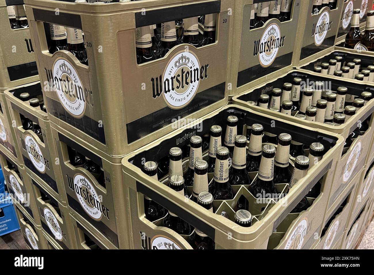 Warsteiner bier hi-res stock photography and images - Alamy
