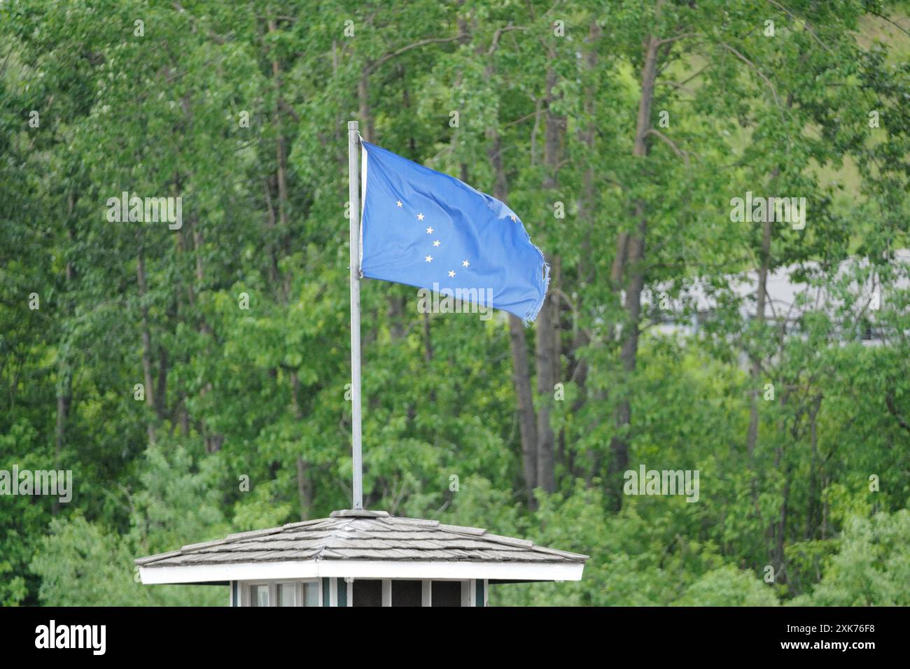 Views of and from the Alaska Railroad’s Denali Star train from ...