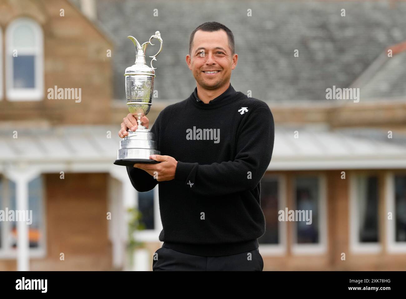 2024 champion golfer hi-res stock photography and images - Alamy