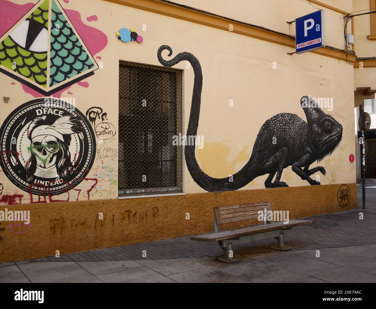 Large monochrome street art murals by the Belgian street artist ROA ...