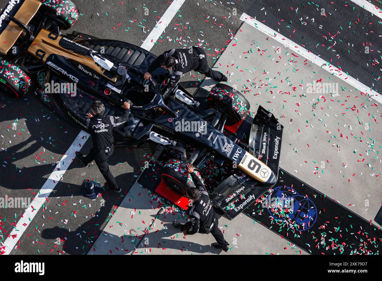 09 APX GP Modified F2 car prepared by Mercedes Applied Science and ...