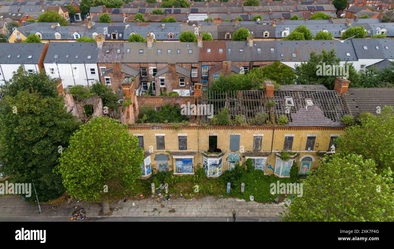Derelict houses in Toxteth Liverpool, Ducie Street part of the Granby ...