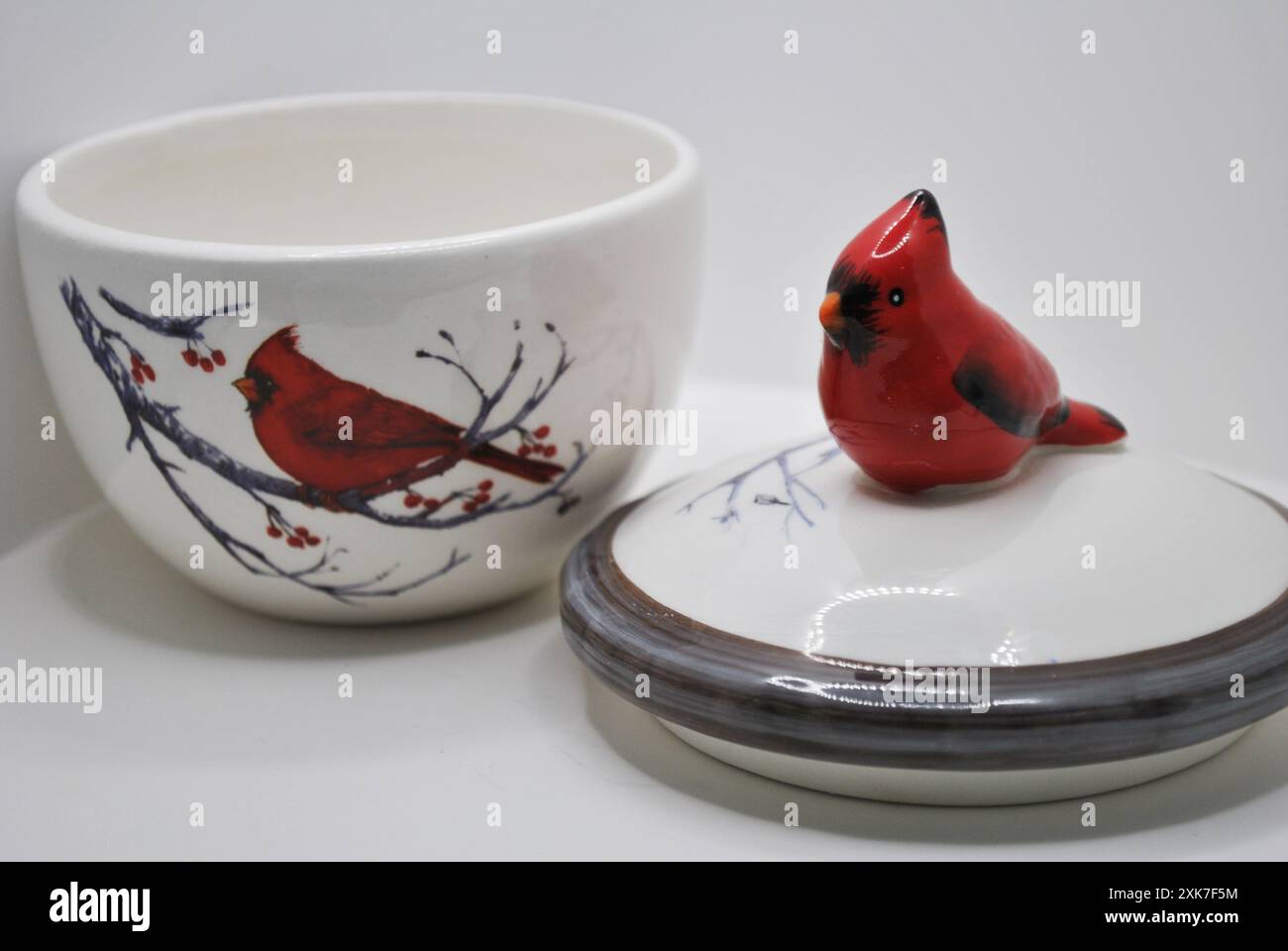 Unique lid sculpted hi-res stock photography and images - Alamy