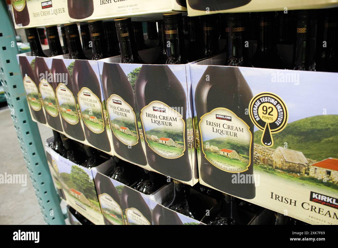 Irish cream logo hi-res stock photography and images - Alamy