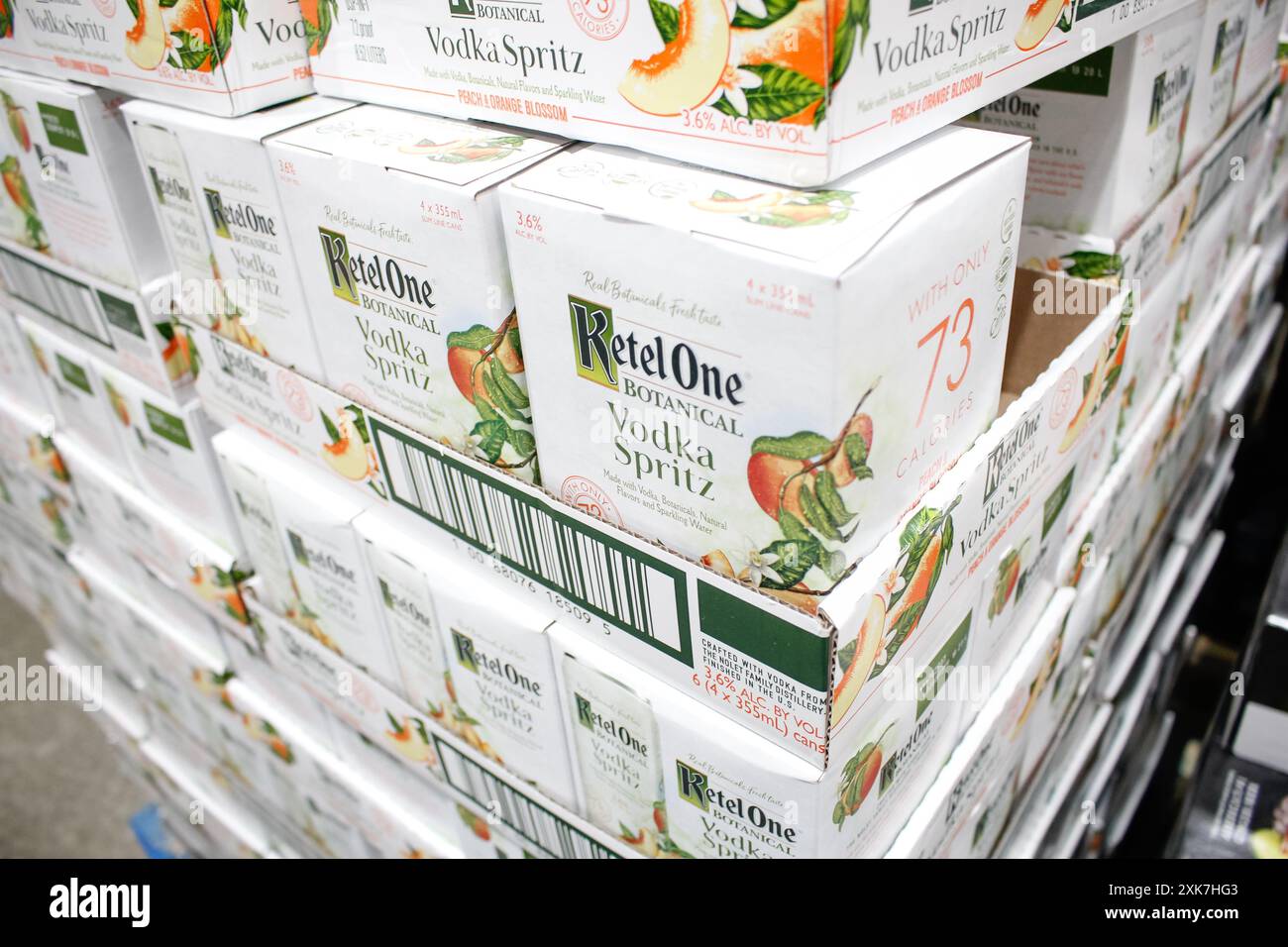 Vodka spritz hi-res stock photography and images - Alamy