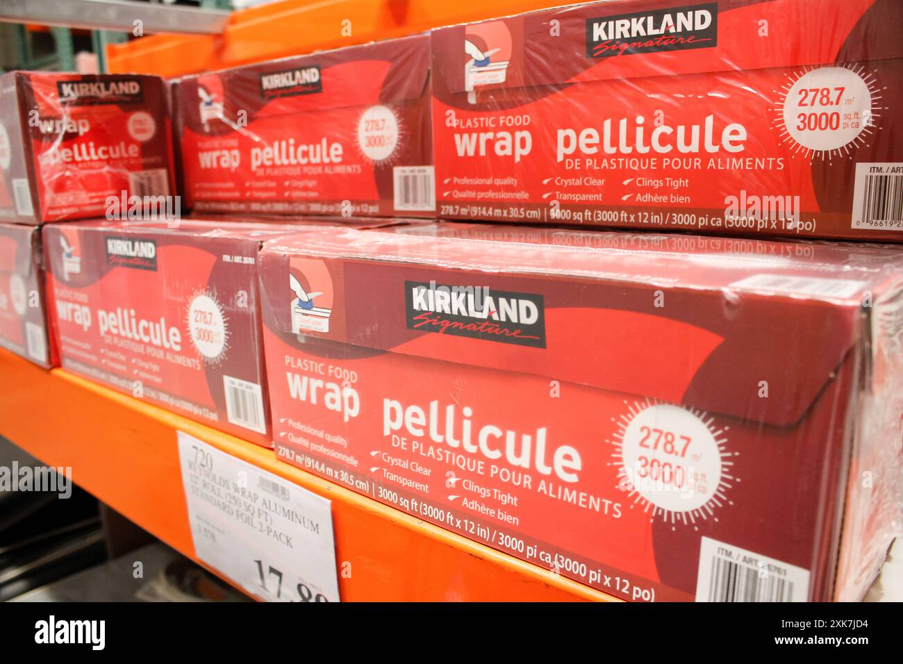Plastic wrap costco hi-res stock photography and images - Alamy