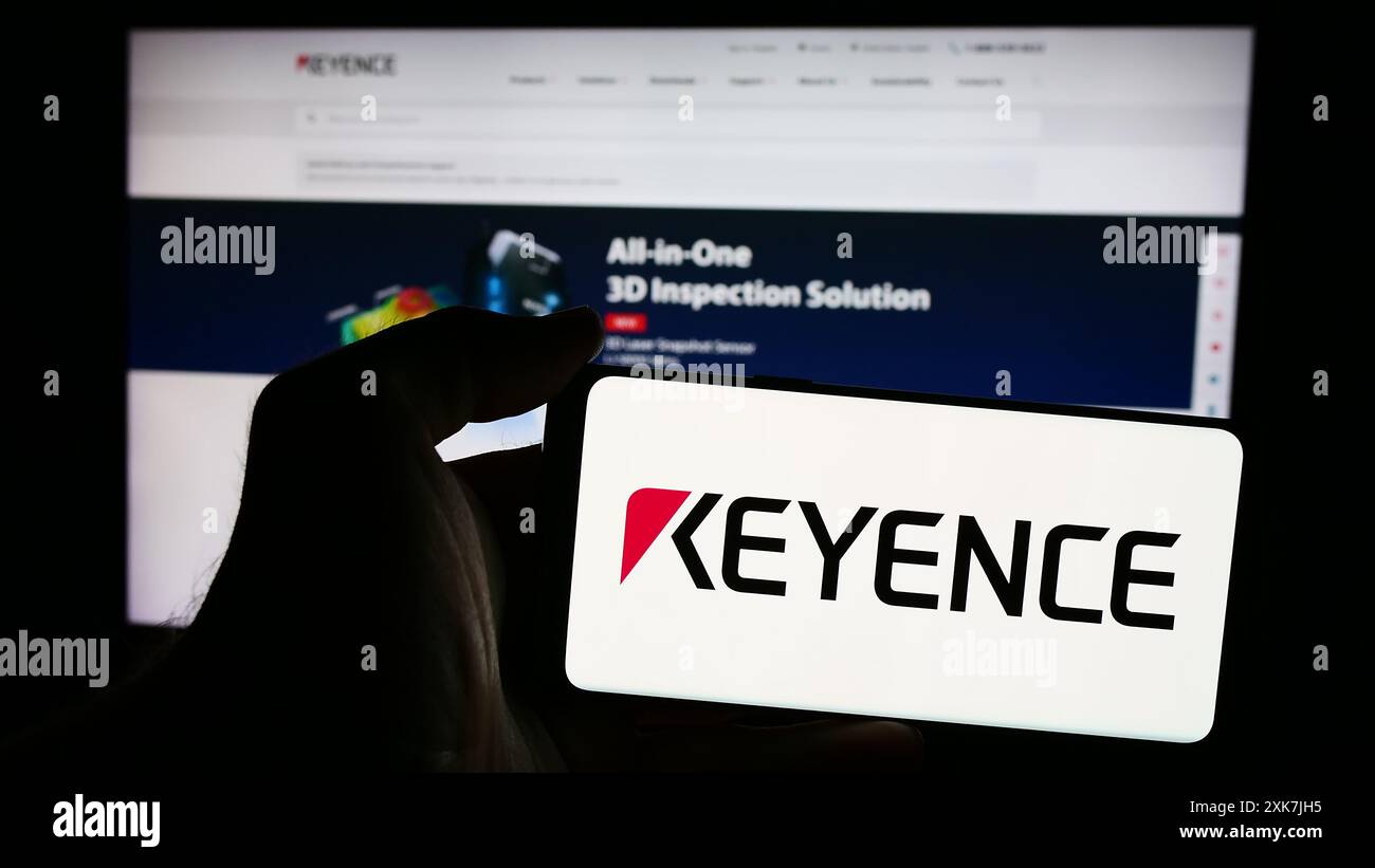 Keyence logo hi-res stock photography and images - Alamy