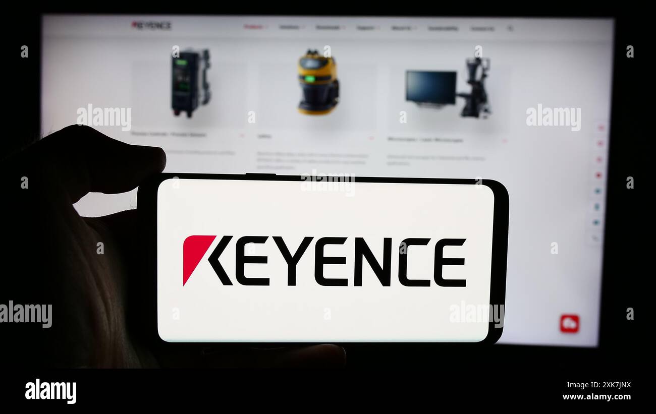 Keyence logo hi-res stock photography and images - Alamy