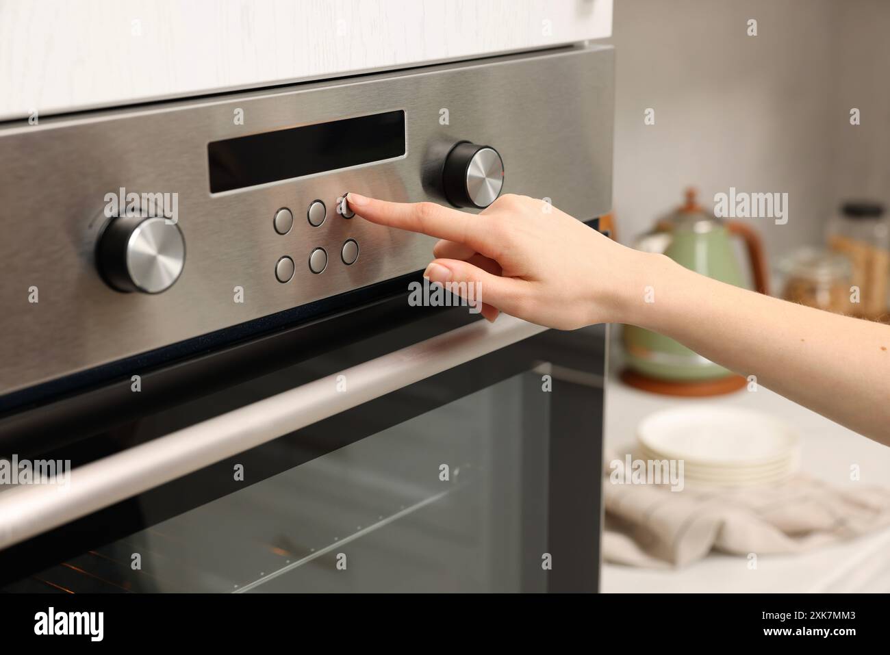 Electric oven switch hi-res stock photography and images - Alamy