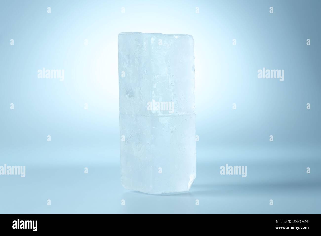 Ice chill background hi-res stock photography and images - Alamy