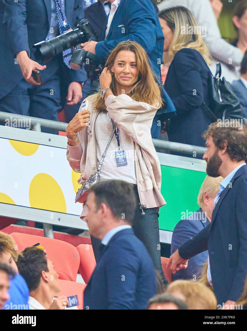 Oliver Bierhoff mit Ehefrau Klara Szalantzy in the semi final match SPAIN - FRANCE 2-1 of the ...