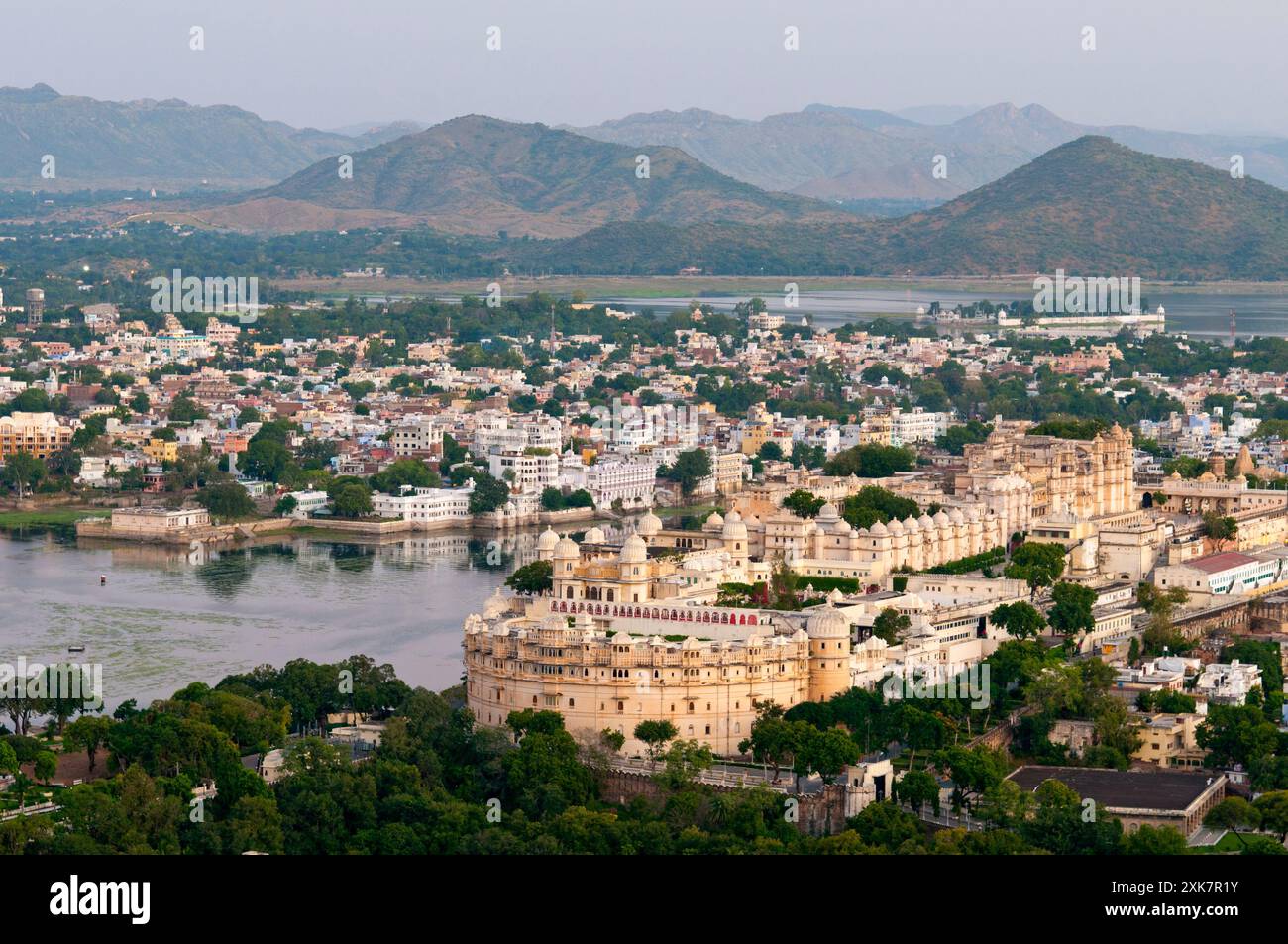 City Palace complex and Udaipur from Karni Mata Temple (Macchla Magra ...