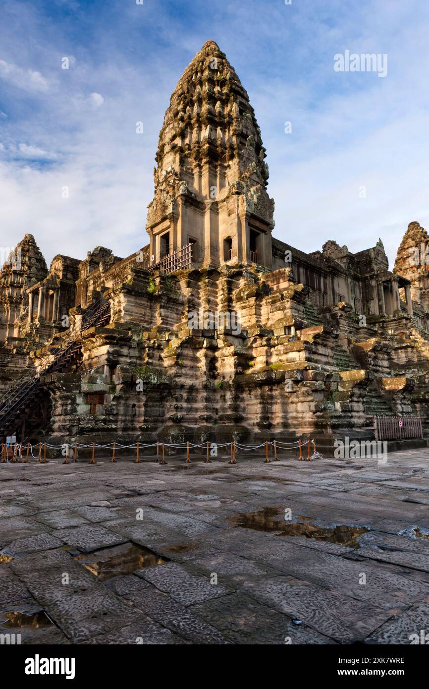 Angkor Wat temple, 12th century, Khmer,Angkor, UNESCO World Heritage ...