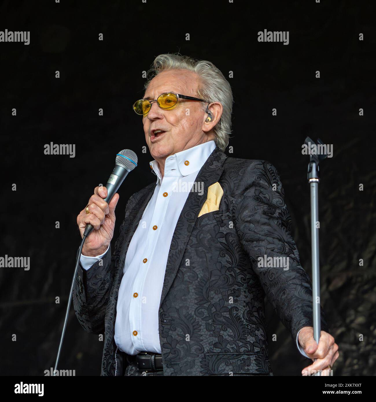 Kidderminster, UK. 21st July, 2024. Legendary singer Tony Christie ...