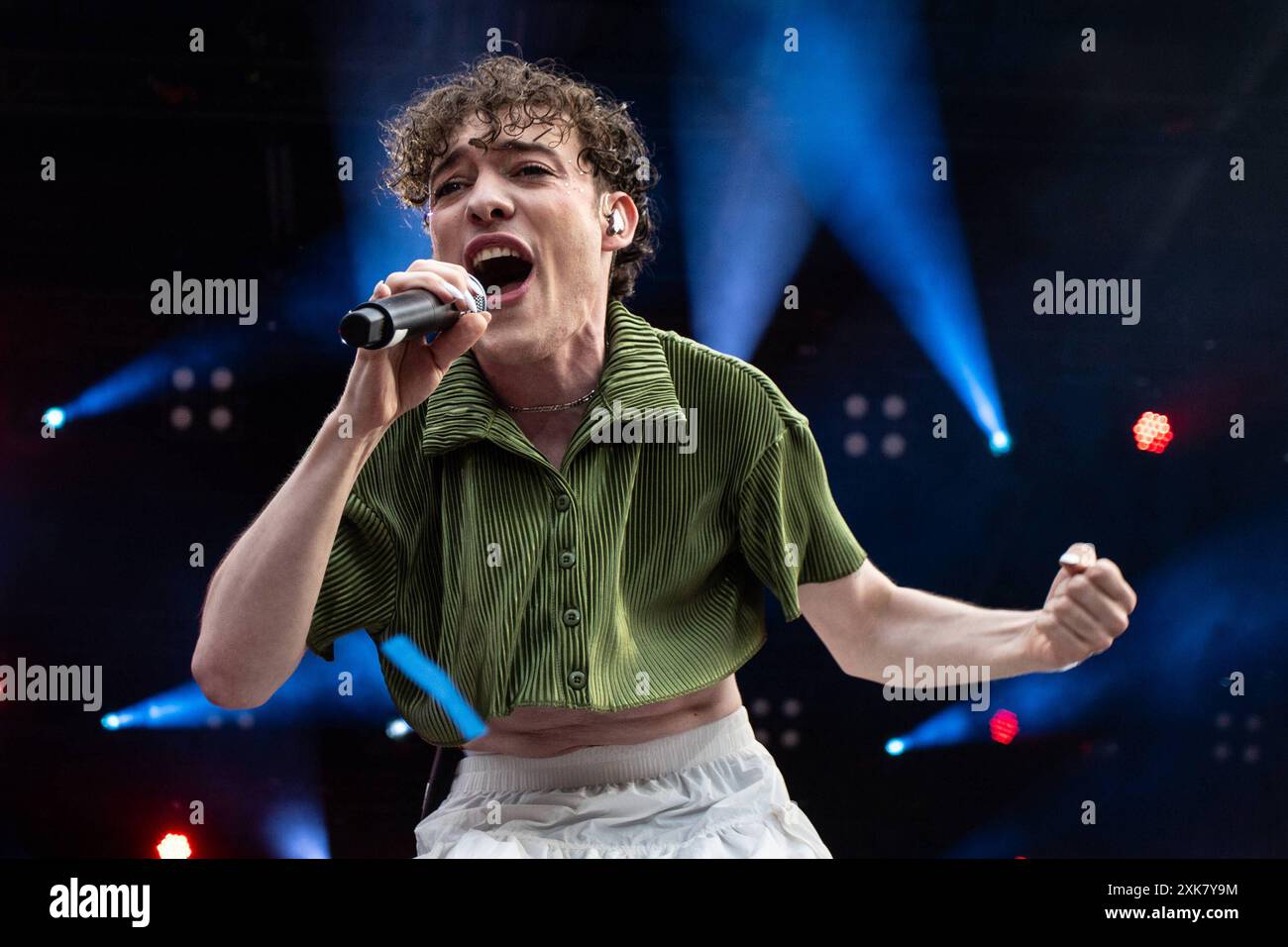 CSD 2024 3. Tag, Cologne Pride, Köln 20.07.2024 Nemo Sänger auf der ...