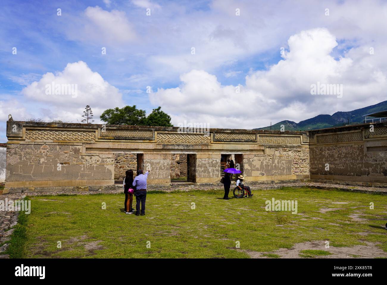 Mitla arqueologica hi-res stock photography and images - Alamy