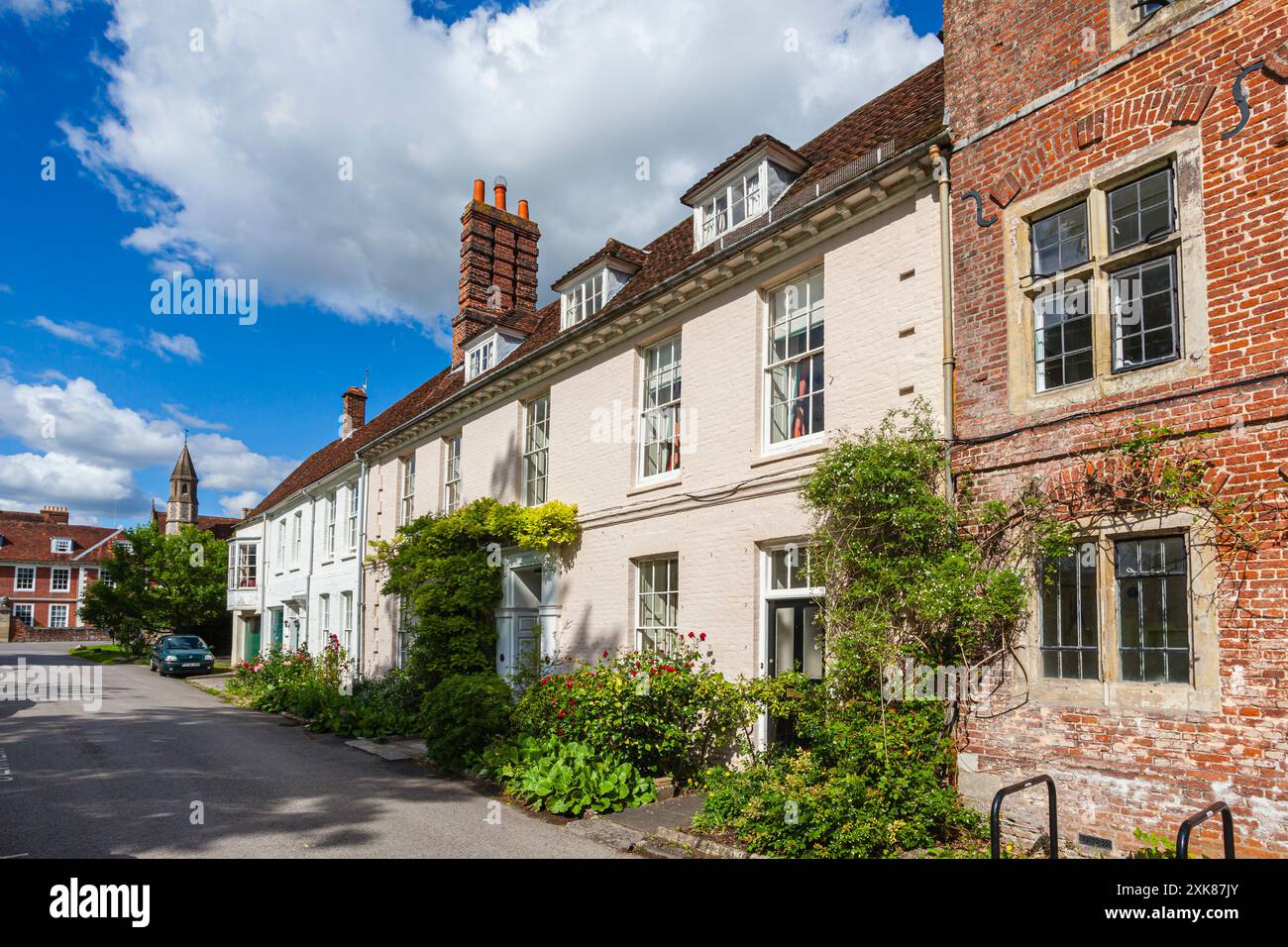 The Deanery in historic Bishops Walk in Cathedral Close, Salisbury, a ...