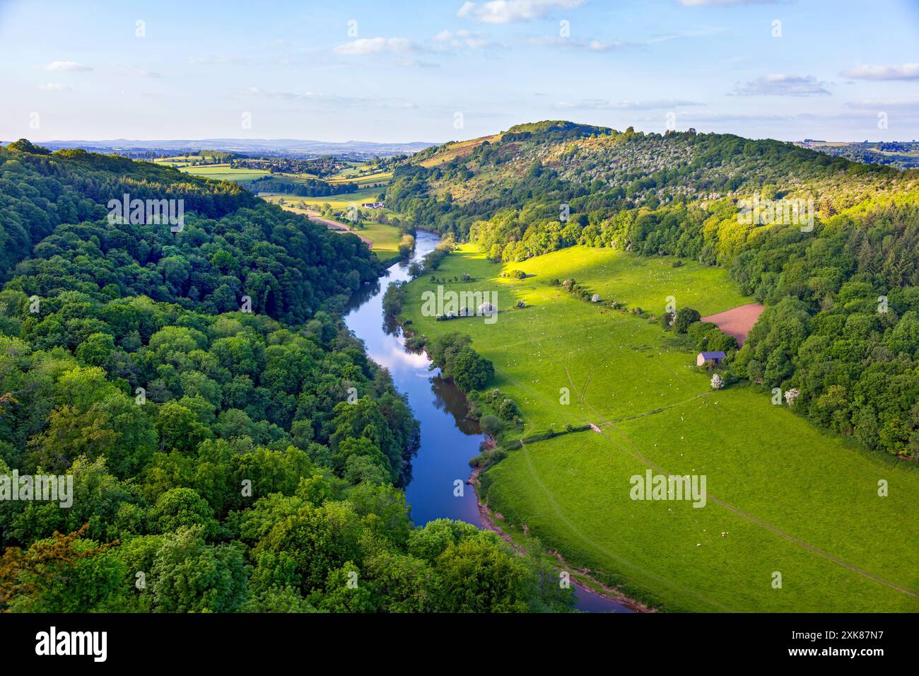 View over the spectacular Wye Valley gorge created by the River Wye and ...