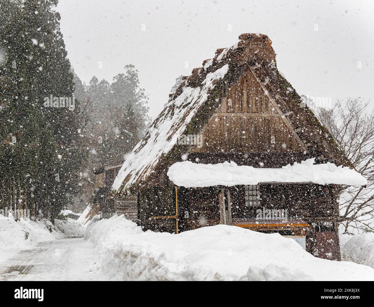 Daytime snowy landscape of the famous Gassho Zukuri Folk Village at ...