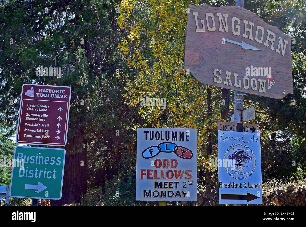 American road signs hi-res stock photography and images - Alamy