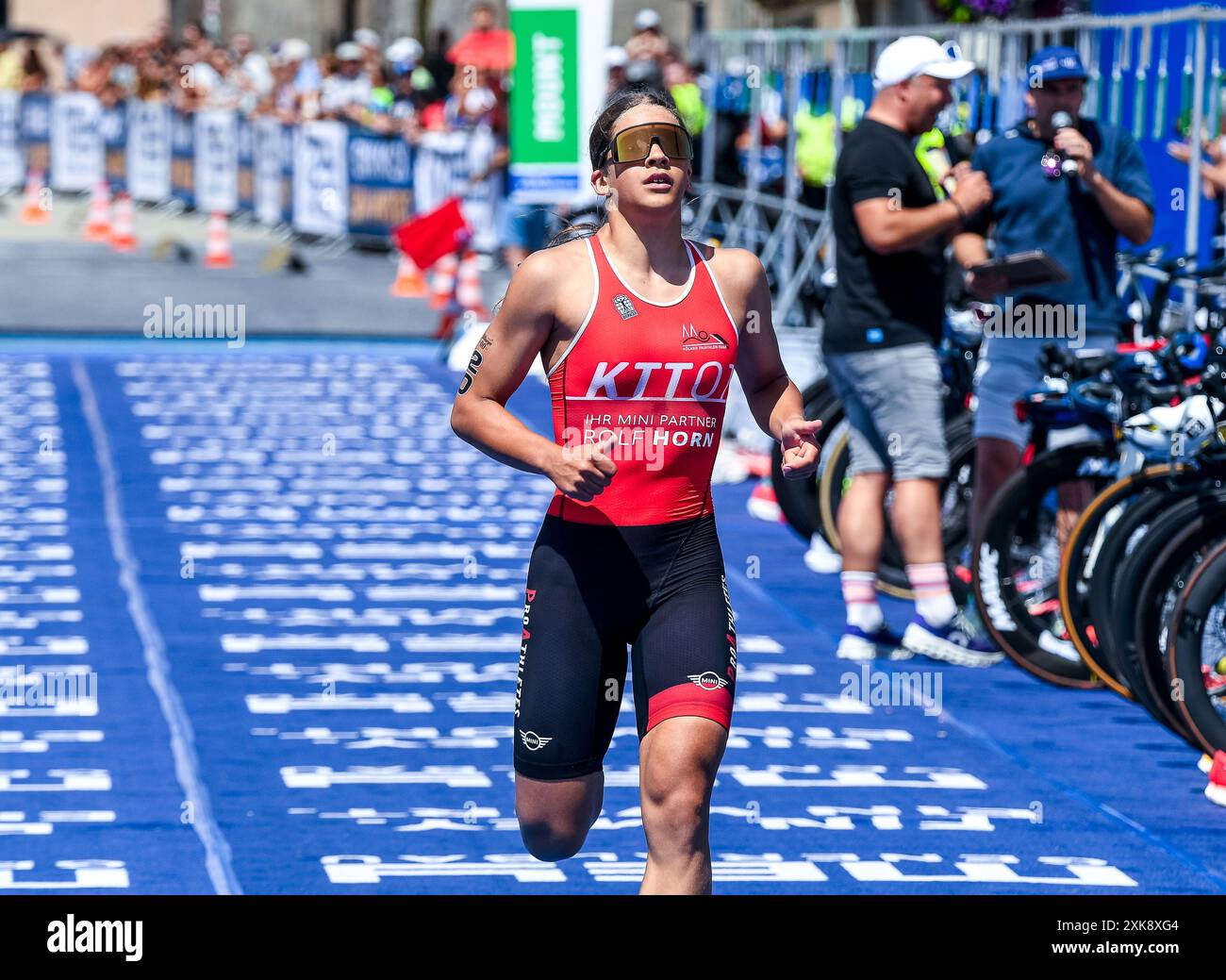 Die Siegerin in der Einzelwertung Frauen, (Fanni Szalai, Absolute Teamsport KTT 01, #20 ...