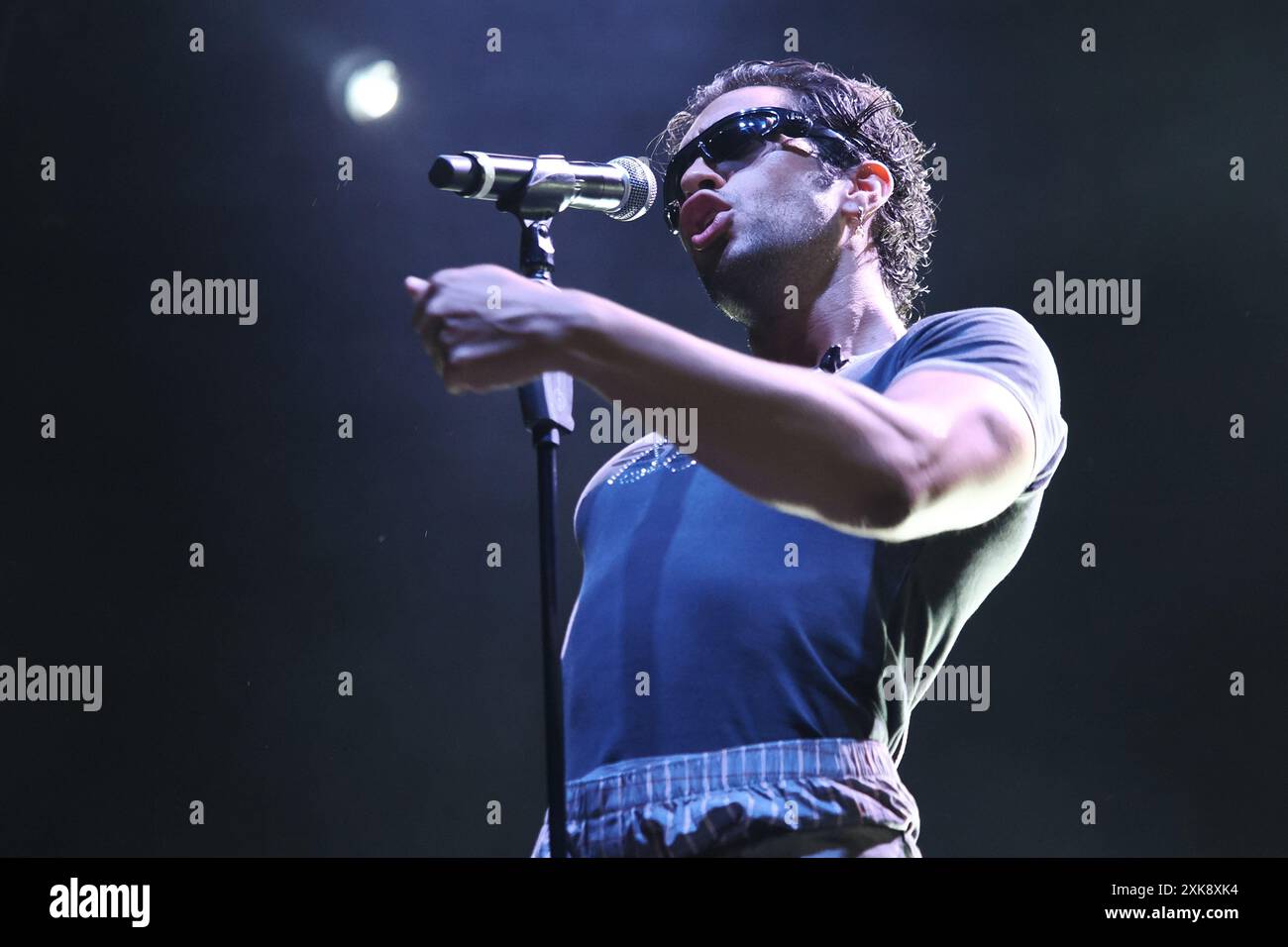 Italian-aegyptian singer Mahmood performing on stage during his summer ...