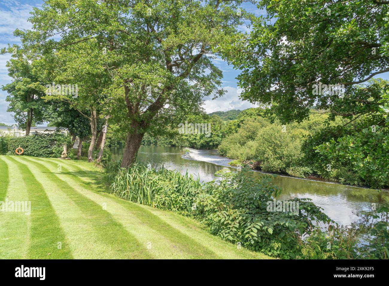 River wharfe in ilkley hi-res stock photography and images - Alamy
